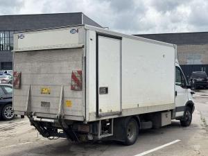 Balts Iveco Daily 2006 Klaipėda, ar dzinēja tilpumu 3.00 L un nobraukumu 366 tūkst. km par 2200 €, foto 6 vietnē AUTOMOTO.COM.LV