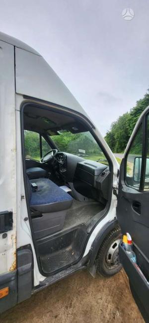 Balts Iveco Daily 2006 Viļņa, ar dzinēja tilpumu 3.00 L un nobraukumu 265 tūkst. km par 1210 €, foto 5 vietnē AUTOMOTO.COM.LV