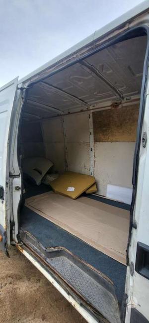 Balts Iveco Daily 2006 Viļņa, ar dzinēja tilpumu 3.00 L un nobraukumu 265 tūkst. km par 1210 €, foto 6 vietnē AUTOMOTO.COM.LV
