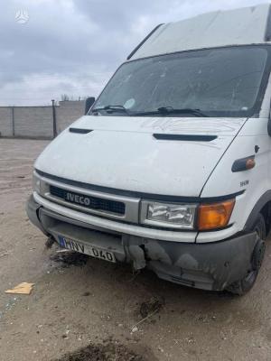 Balts Iveco Daily 2006 Kauņa, ar dzinēja tilpumu 2.80 L un nobraukumu 400 tūkst. km par 1100 €, foto 4 vietnē AUTOMOTO.COM.LV