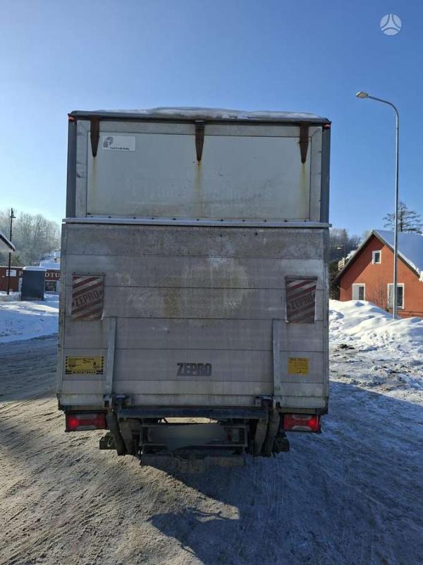 White Iveco Daily 2007 in Jurbarkas, with an engine capacity of 3.00 L and mileage of 330 thousand km for 6650 €, photo 6 on AUTOMOTO.COM.LV