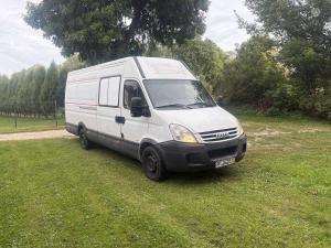 Balts Iveco Daily 2007 Kėdainiai, ar dzinēja tilpumu 2.30 L un nobraukumu 296 tūkst. km par 3500 €, foto  vietnē AUTOMOTO.COM.LV
