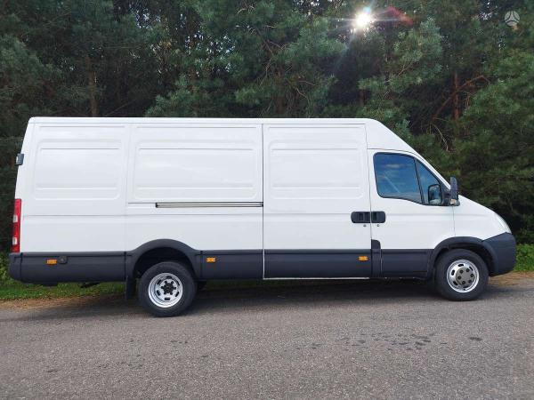 Balts Iveco Daily 2007 Kėdainiai, ar dzinēja tilpumu 3.00 L un nobraukumu 238 tūkst. km par 4700 €, foto 3 vietnē AUTOMOTO.COM.LV