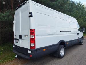White Iveco Daily 2007 in Kedainiai, with an engine capacity of 3.00 L and mileage of 238 thousand km for 4700 €, photo 4 on AUTOMOTO.COM.LV