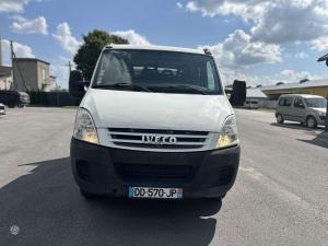 White Iveco Daily 2008 in Taurage, with an engine capacity of 2.30 L and mileage of 235 thousand km for 7200 €, photo 3 on AUTOMOTO.COM.LV