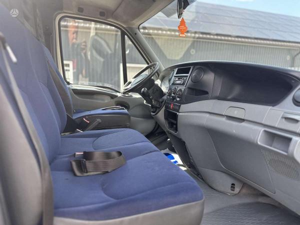 White Iveco Daily 2008 in Taurage, with an engine capacity of 2.30 L and mileage of 235 thousand km for 7200 €, photo 7 on AUTOMOTO.COM.LV