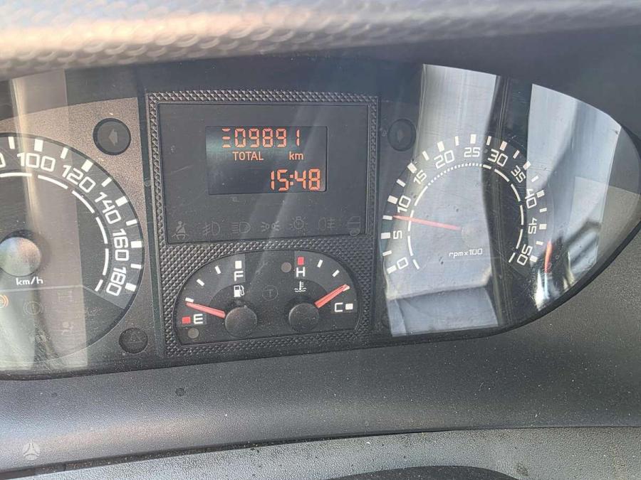 Balts Iveco Daily 2008 Klaipėda, ar dzinēja tilpumu 3.00 L un nobraukumu 405 tūkst. km par 3650 €, foto 5 vietnē AUTOMOTO.COM.LV