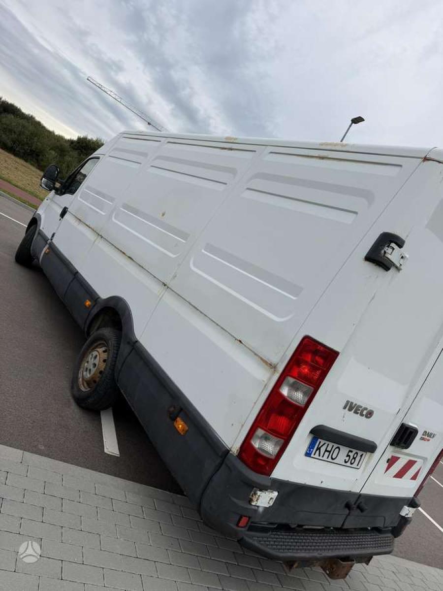 Balts Iveco Daily 2008 Gargždai, ar dzinēja tilpumu 2.29 L un nobraukumu 450 tūkst. km par 2333 €, foto 5 vietnē AUTOMOTO.COM.LV