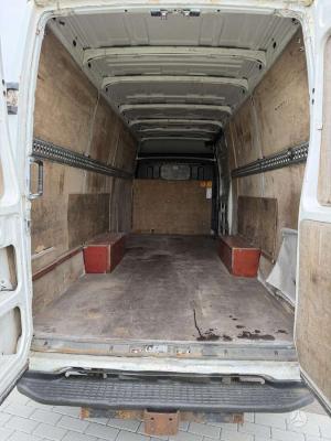 Balts Iveco Daily 2008 Gargždai, ar dzinēja tilpumu 2.29 L un nobraukumu 450 tūkst. km par 2333 €, foto 9 vietnē AUTOMOTO.COM.LV