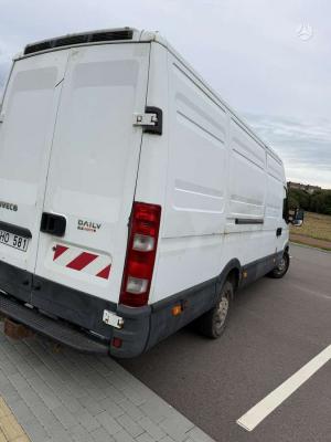 Balts Iveco Daily 2008 Gargždai, ar dzinēja tilpumu 2.29 L un nobraukumu 450 tūkst. km par 2333 €, foto 11 vietnē AUTOMOTO.COM.LV
