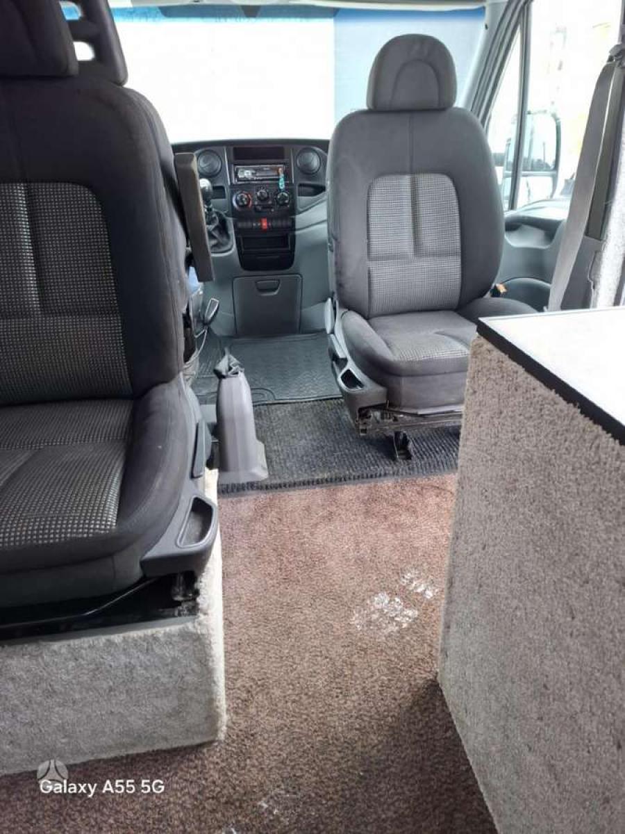 Balts Iveco Daily 2009 Rokiškis, ar dzinēja tilpumu 3.00 L un nobraukumu 392 tūkst. km par 4000 €, foto 15 vietnē AUTOMOTO.COM.LV