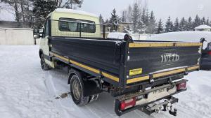White Iveco Daily 2010 in Utena, with an engine capacity of 3.00 L and mileage of 303 thousand km for 7650 €, photo 5 on AUTOMOTO.COM.LV