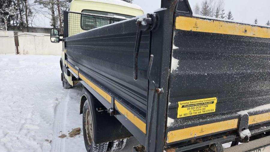 White Iveco Daily 2010 in Utena, with an engine capacity of 3.00 L and mileage of 303 thousand km for 7650 €, photo 8 on AUTOMOTO.COM.LV