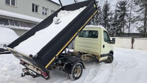 White Iveco Daily 2010 in Utena, with an engine capacity of 3.00 L and mileage of 303 thousand km for 7650 €, photo 12 on AUTOMOTO.COM.LV