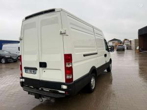 Balts Iveco Daily 2010 Kauņa, ar dzinēja tilpumu 2.30 L un nobraukumu 217 tūkst. km par 4250 €, foto 14 vietnē AUTOMOTO.COM.LV