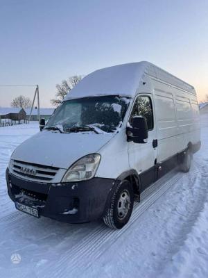 White Iveco Daily 2011 in Jurbarkas, with an engine capacity of 3.00 L and mileage of 355 thousand km for 5500 €, photo 2 on AUTOMOTO.COM.LV