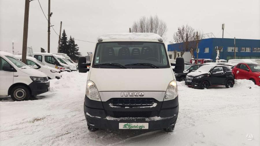 Balts Iveco Daily 2012 Klaipėda, ar dzinēja tilpumu 2.29 L un nobraukumu 137 tūkst. km par 12450 €, foto 4 vietnē AUTOMOTO.COM.LV