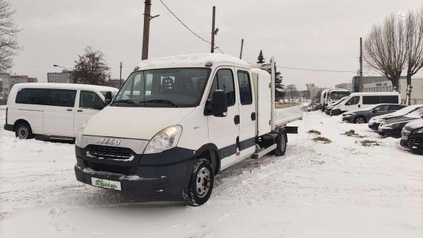 White Iveco Daily 2012 in Klaipeda, with an engine capacity of 2.29 L and mileage of 137 thousand km for 12450 €, photo 5 on AUTOMOTO.COM.LV