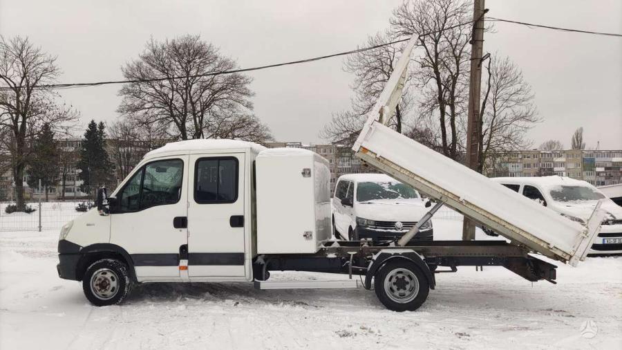 Balts Iveco Daily 2012 Klaipėda, ar dzinēja tilpumu 2.29 L un nobraukumu 137 tūkst. km par 12450 €, foto 10 vietnē AUTOMOTO.COM.LV