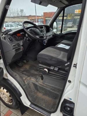 White Iveco Daily 2012 in Telschi, with an engine capacity of 3.00 L and mileage of 687 thousand km for 5445 €, photo 8 on AUTOMOTO.COM.LV