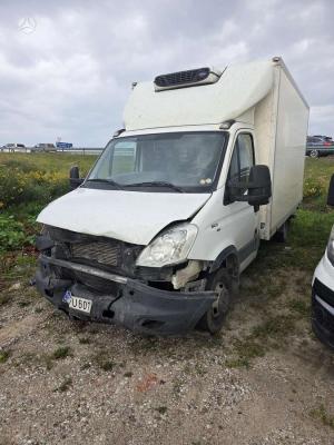 White Iveco Daily 2012 in Klaipeda, with an engine capacity of 3.00 L and mileage of 420 thousand km for 3700 €, photo 3 on AUTOMOTO.COM.LV