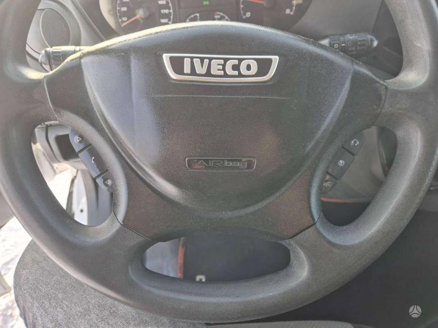 Balts Iveco Daily 2013 Tauragė, ar dzinēja tilpumu 3.00 L un nobraukumu 280 tūkst. km par 5300 €, foto 13 vietnē AUTOMOTO.COM.LV