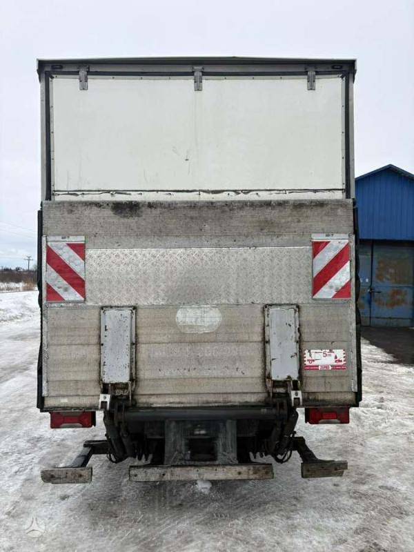 Balts Iveco Daily 2013 Klaipėda, ar dzinēja tilpumu 3.00 L un nobraukumu 430 tūkst. km par 8900 €, foto 4 vietnē AUTOMOTO.COM.LV
