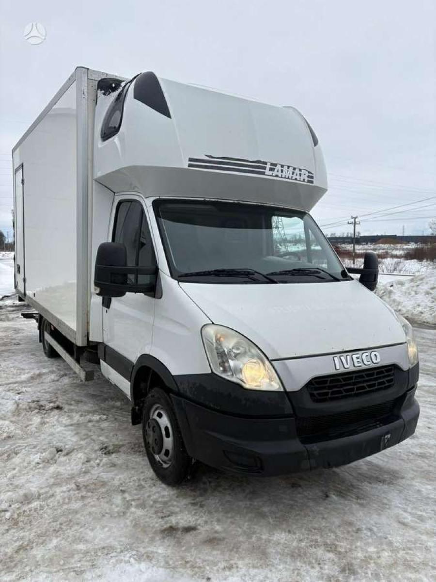 Balts Iveco Daily 2013 Klaipėda, ar dzinēja tilpumu 3.00 L un nobraukumu 430 tūkst. km par 8900 €, foto 6 vietnē AUTOMOTO.COM.LV