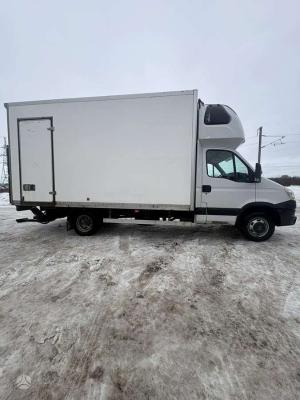 Balts Iveco Daily 2013 Klaipėda, ar dzinēja tilpumu 3.00 L un nobraukumu 430 tūkst. km par 8900 €, foto 11 vietnē AUTOMOTO.COM.LV