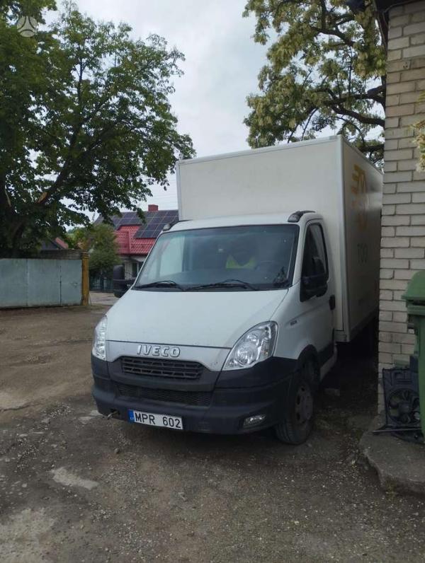 Balts Iveco Daily 2013 Kauņa, ar dzinēja tilpumu 3.00 L un nobraukumu 658 tūkst. km par 4500 €, foto 2 vietnē AUTOMOTO.COM.LV