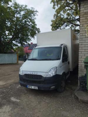 White Iveco Daily 2013 in Kaunas, with an engine capacity of 3.00 L and mileage of 658 thousand km for 4500 €, photo 3 on AUTOMOTO.COM.LV