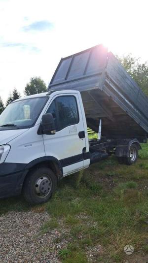 Balts Iveco Daily 2013 Kaišiadorys, ar dzinēja tilpumu 0.00 L un nobraukumu 320 tūkst. km par 10800 €, foto  vietnē AUTOMOTO.COM.LV