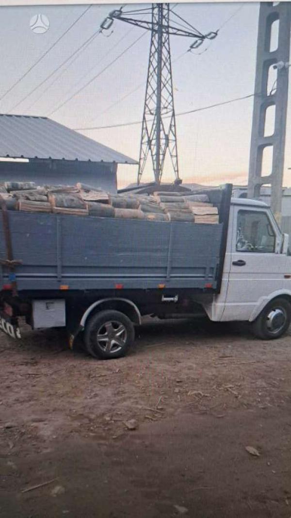 White Iveco Daily 2013 in Kaisiadorys, with an engine capacity of 0.00 L and mileage of 320 thousand km for 10800 €, photo 5 on AUTOMOTO.COM.LV