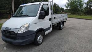 Balts Iveco Daily 2014 Utena, ar dzinēja tilpumu 2.30 L un nobraukumu 187 tūkst. km par 5900 €, foto  vietnē AUTOMOTO.COM.LV