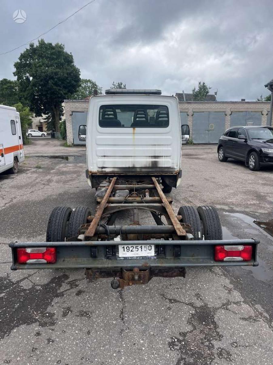 Balts Iveco Daily 2014 Tauragė, ar dzinēja tilpumu 3.00 L un nobraukumu 323 tūkst. km par 6200 €, foto 5 vietnē AUTOMOTO.COM.LV