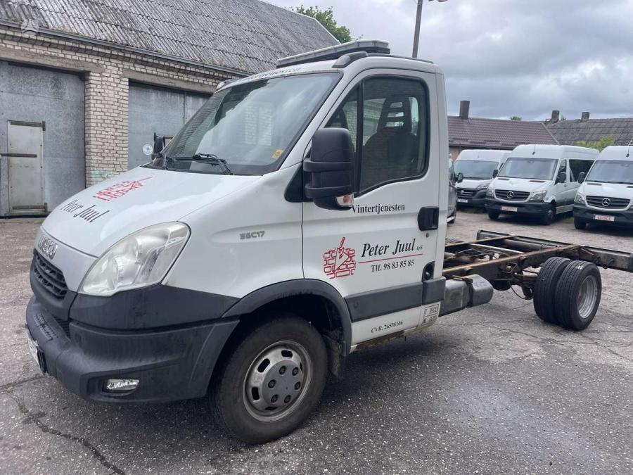 Balts Iveco Daily 2014 Tauragė, ar dzinēja tilpumu 3.00 L un nobraukumu 323 tūkst. km par 6200 €, foto 7 vietnē AUTOMOTO.COM.LV