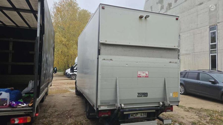 Balts Iveco Daily 2014 Viļņa, ar dzinēja tilpumu 2.30 L un nobraukumu 487 tūkst. km par 3699 €, foto 5 vietnē AUTOMOTO.COM.LV