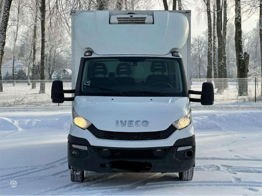 Balts Iveco Daily 2015 Tauragė, ar dzinēja tilpumu 3.00 L un nobraukumu 320 tūkst. km par 8800 €, foto 3 vietnē AUTOMOTO.COM.LV
