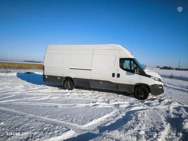Balts Iveco Daily 2015 Jurbarkas, ar dzinēja tilpumu 2.30 L un nobraukumu 359 tūkst. km par 12500 €, foto 3 vietnē AUTOMOTO.COM.LV