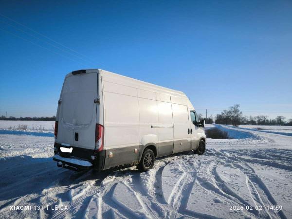 Balts Iveco Daily 2015 Jurbarkas, ar dzinēja tilpumu 2.30 L un nobraukumu 359 tūkst. km par 12500 €, foto 4 vietnē AUTOMOTO.COM.LV