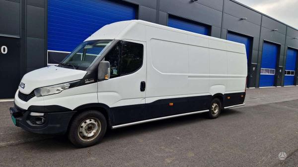 White Iveco Daily 2016 in Vilnius, with an engine capacity of 3.00 L and mileage of 412 thousand km for 6800 €, photo 3 on AUTOMOTO.COM.LV