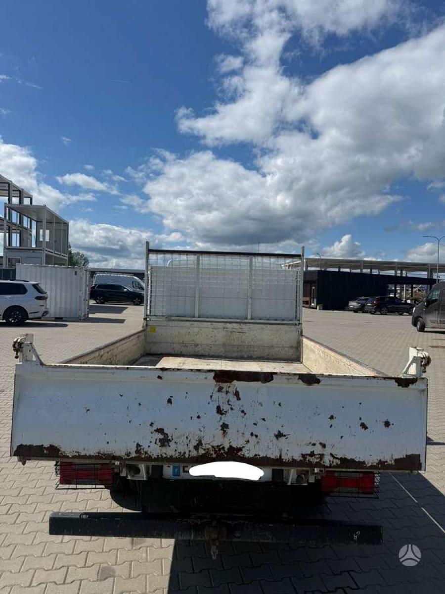 Balts Iveco Daily 2016 Kauņa, ar dzinēja tilpumu 3.00 L un nobraukumu 199 tūkst. km par 13200 €, foto 7 vietnē AUTOMOTO.COM.LV