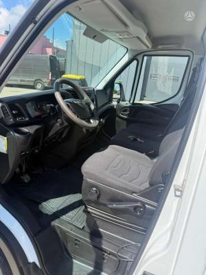 Balts Iveco Daily 2016 Kauņa, ar dzinēja tilpumu 3.00 L un nobraukumu 199 tūkst. km par 13200 €, foto 15 vietnē AUTOMOTO.COM.LV
