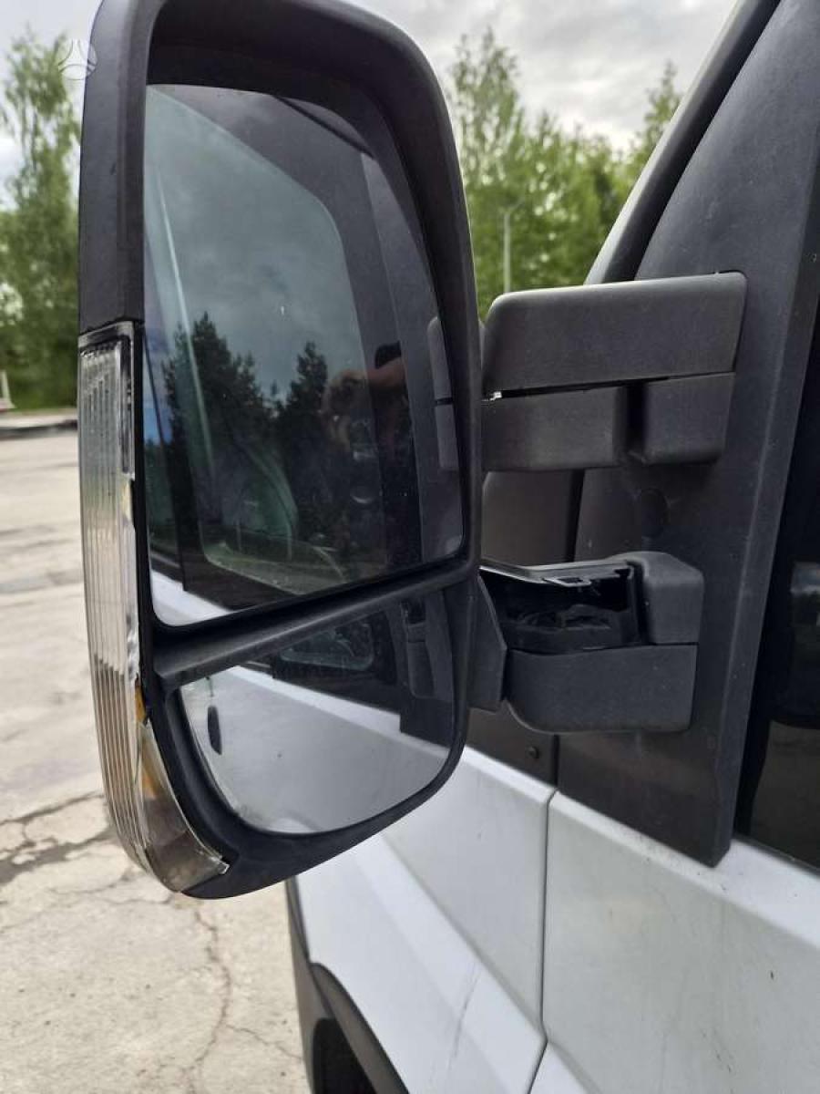 White Iveco Daily 2016 in Kelme, with an engine capacity of 2.29 L and mileage of 588 thousand km for 5800 €, photo 16 on AUTOMOTO.COM.LV