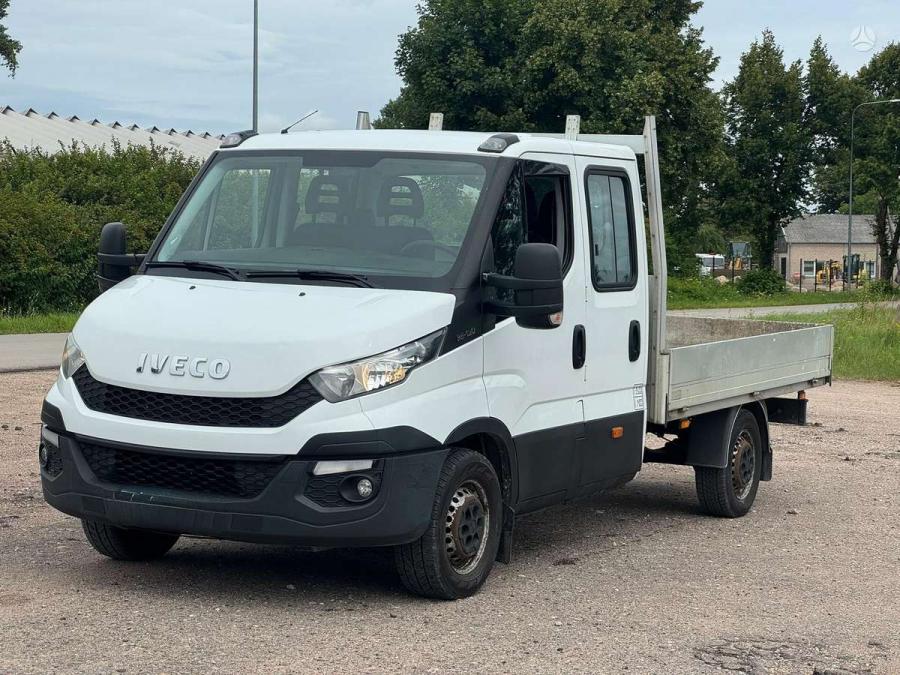 White Iveco Daily 2016 in Taurage, with an engine capacity of 2.30 L and mileage of 270 thousand km for 7500 €, photo 1 on AUTOMOTO.COM.LV