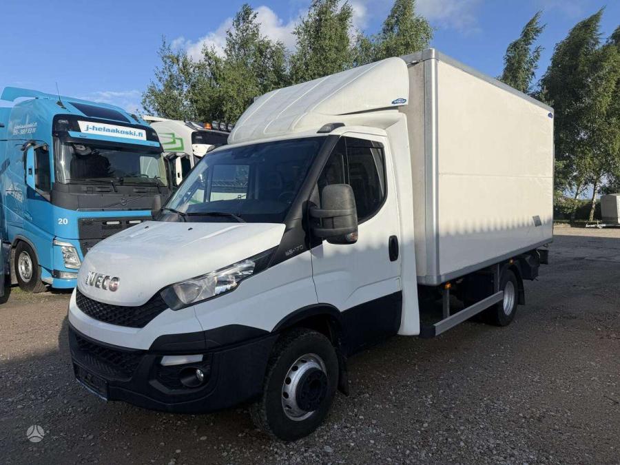 White Iveco Daily 2016 in Klaipeda, with an engine capacity of 3.00 L and mileage of 197 thousand km for 16500 €, photo 1 on AUTOMOTO.COM.LV