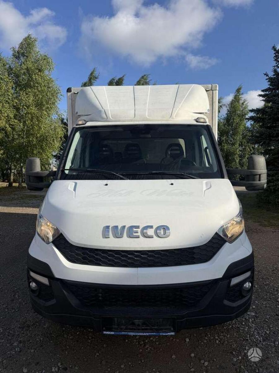 White Iveco Daily 2016 in Klaipeda, with an engine capacity of 3.00 L and mileage of 197 thousand km for 16500 €, photo 3 on AUTOMOTO.COM.LV