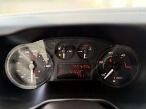 White Iveco Daily 2016 in Klaipeda, with an engine capacity of 3.00 L and mileage of 197 thousand km for 16500 €, photo 17 on AUTOMOTO.COM.LV