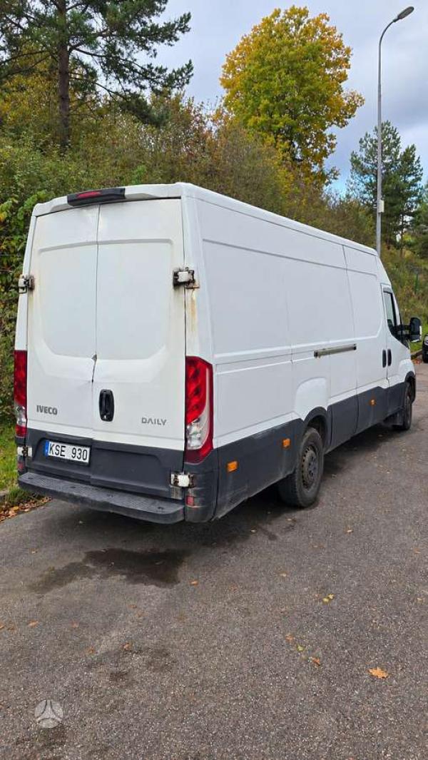 Balts Iveco Daily 2016 Viļņa, ar dzinēja tilpumu 2.29 L un nobraukumu 273 tūkst. km par 3950 €, foto 7 vietnē AUTOMOTO.COM.LV