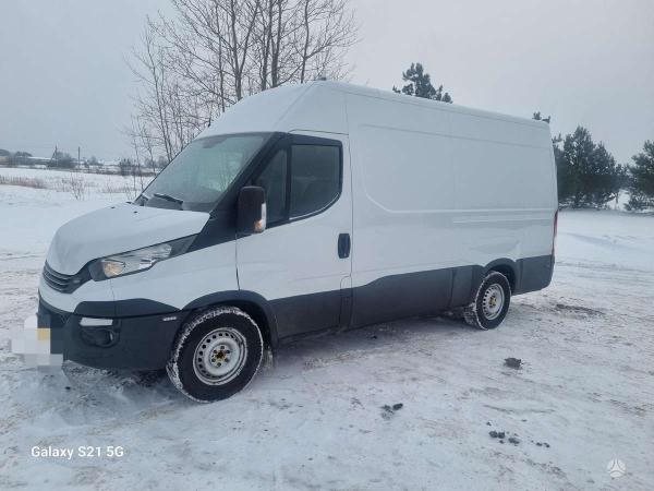 White Iveco Daily 2017 in Taurage, with an engine capacity of 3.00 L and mileage of 320 thousand km for 7300 €, photo 1 on AUTOMOTO.COM.LV
